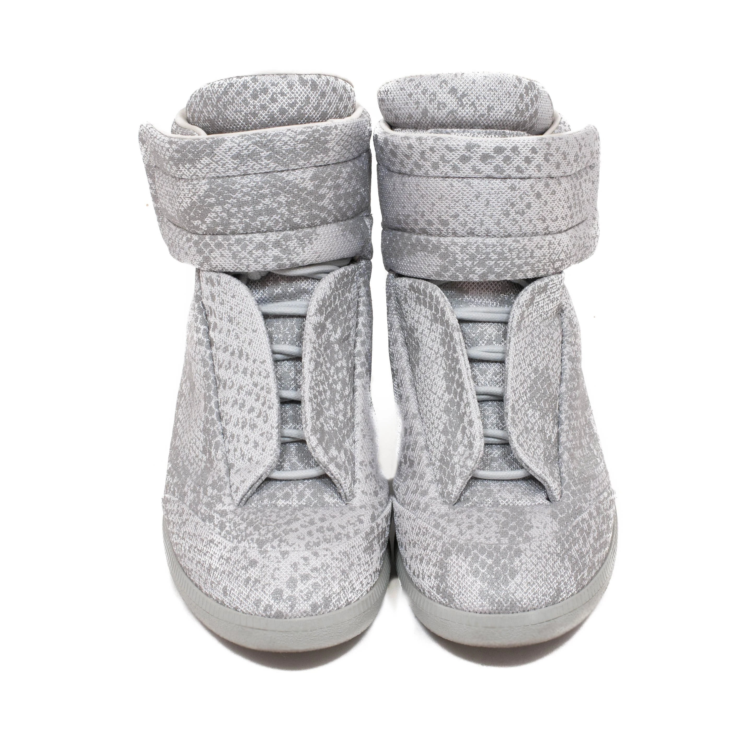 Maison Margiela Snakeskin Reflective - HypedRo