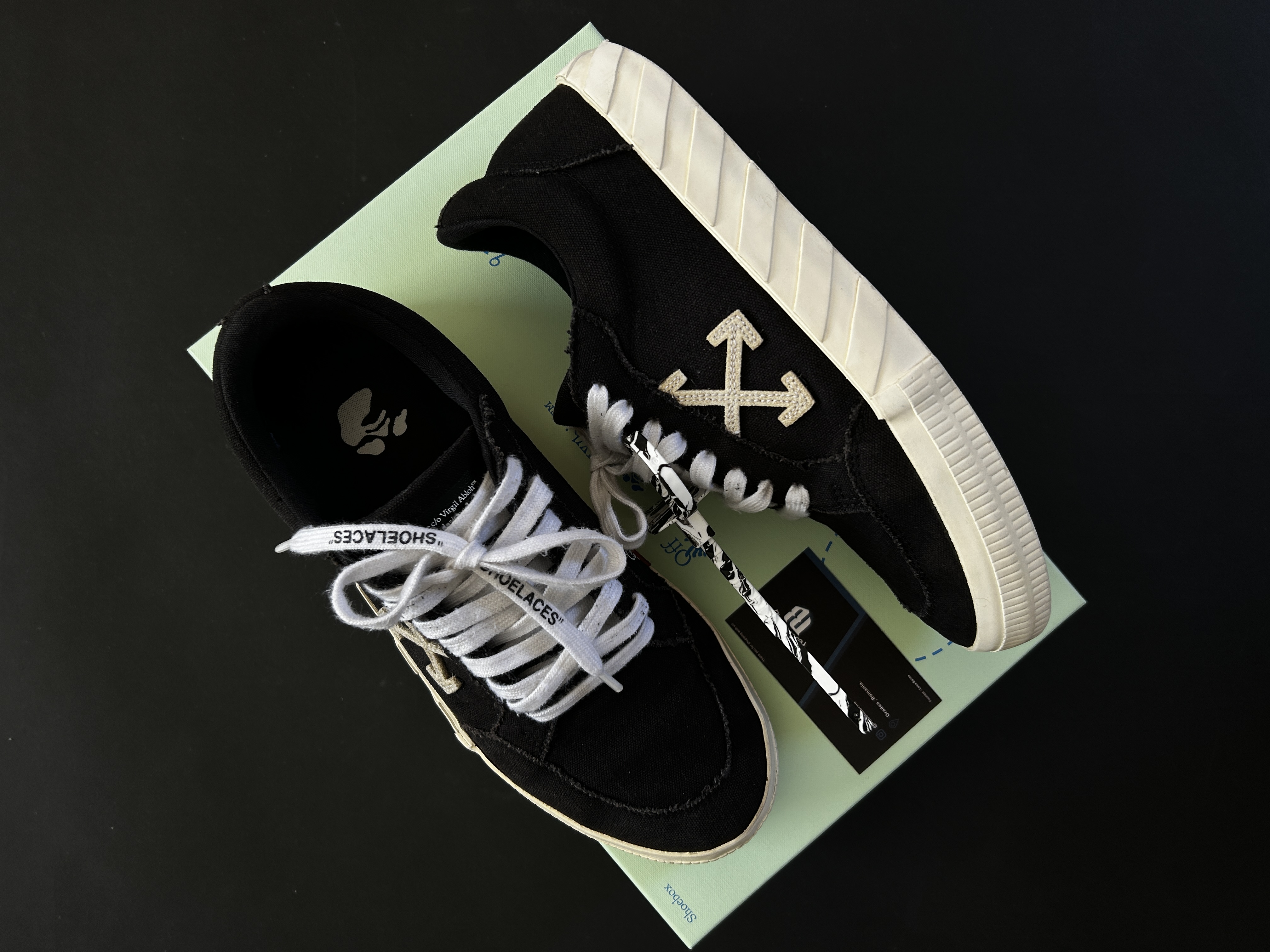 Jordan 1 Low Floral Vines - HypedRo